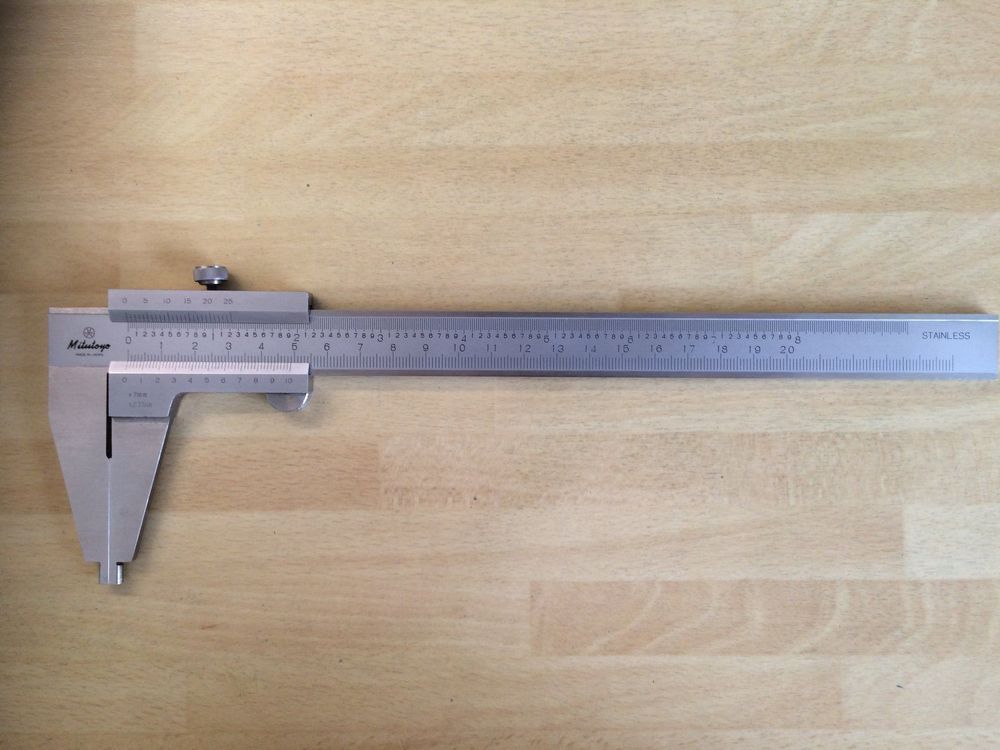 Schieblehre Mitutoyo 200mm (Gebraucht) in Wattwil für CHF 25 – mit ...