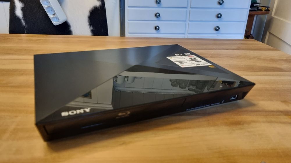 Sony BDP-S1200 - Blu-ray DVD Player mit SmartTV Features | Kaufen auf ...