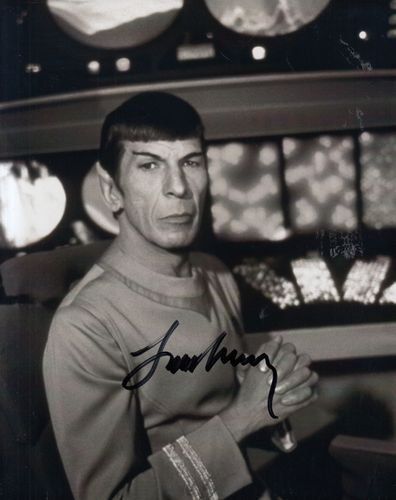Leonard Nimoy (1931-2015) - orig. sign. Grossfoto (Gebraucht) in Egg b ...