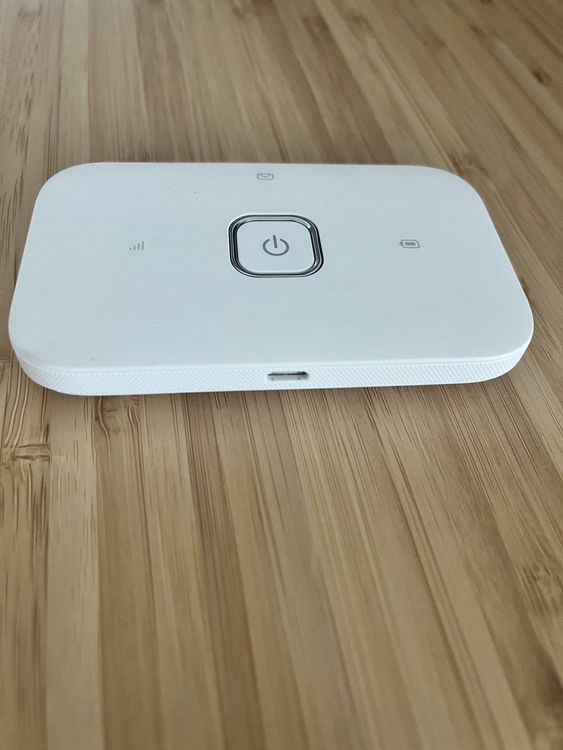Mobiler Router R218h (Mobiler HotSpot mit SIM Karte+Akku) (Gebraucht ...