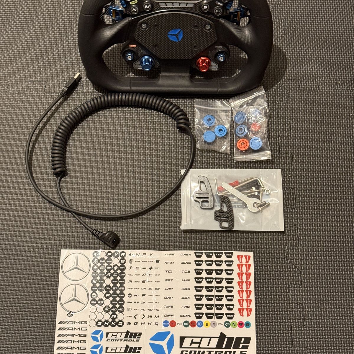 Cube Controls GT PRO V2 Zero Rubber Sim Racing Wheel (Gebraucht) in ...