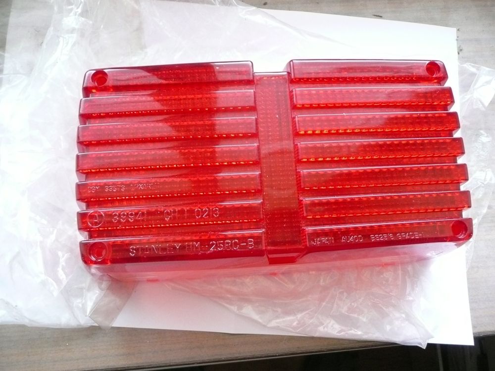 HONDA NOS RÜCKLICHTGLAS CBX1000 BOLDOR CB900F 1100F GL1100 (Neu und ...