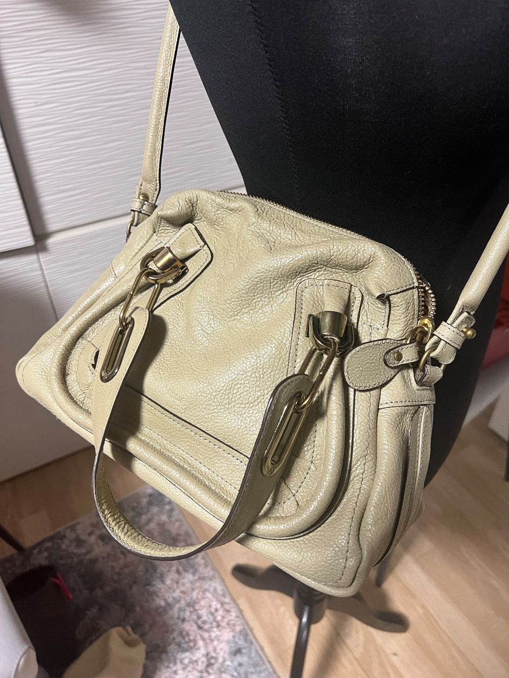 Sac à main Chloé Paraty (D'occasion) à Crans VD pour CHF 340 – retrait ...