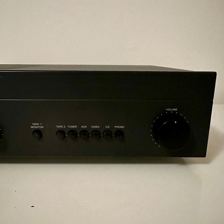 NAD Stereo Integrated Amplifier 314 (Gebraucht) in für CHF 100 – mit ...