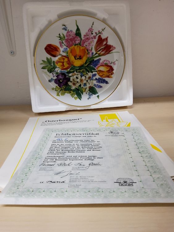 Hutschenreuther Sammelteller "Osterbouquet", limitiert (Neu (gemäss Beschreibung)) in Herisau ...