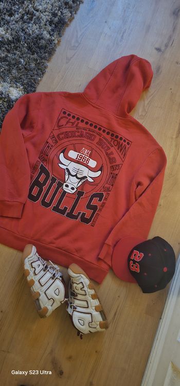 NBA Chicago Bulls Set Hoodie Size M and Cap Number 23 (D'occasion) à ...