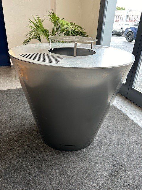 Mr. Grill Chromstahl Feuerschale Cone Ø 100cm Höhe 90cm (Neu (gemäss ...