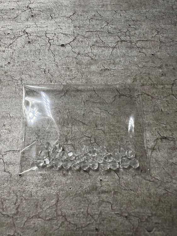 Glasperlen zum Basteln / 4 mm / Farbe Cristal (neu) (Neu und originalverpackt) in Menziken für ...