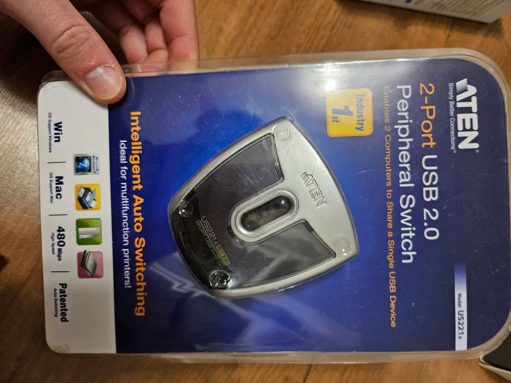 2-Port USB 2.0 Peripheral Switch | Kaufen auf Ricardo