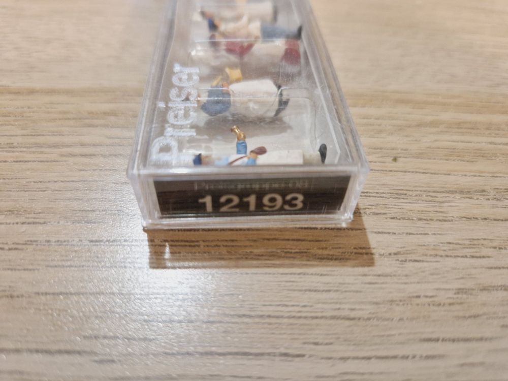 Preiser 12193 H0 OVP NEU (Neu und originalverpackt) in St-Aubin-Sauges ...