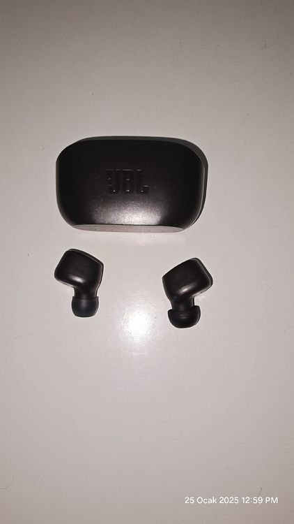 JBL tws Wireless Earbuds with Charging Case (Gebraucht) in Männedorf ...