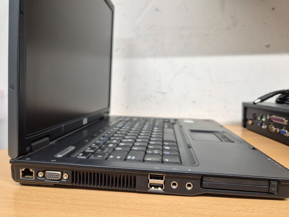 HP NC6320 Notebook mit Netzteil 90 Watt und Dockingstation (Defekt) in ...