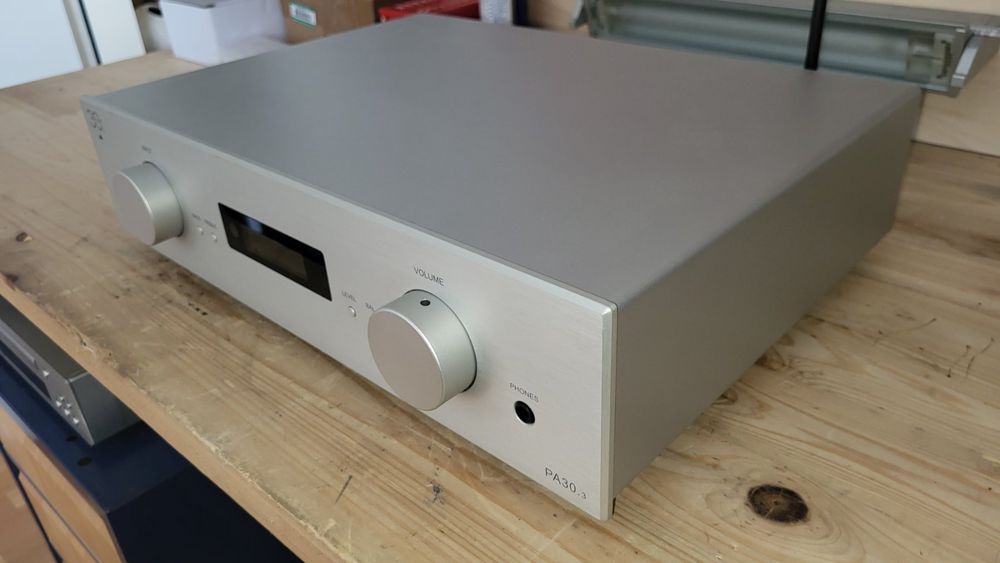 AVM 30 PA 30.3 Pré-ampli avec Phono / DAC / USB / BT (Gebraucht) in ...
