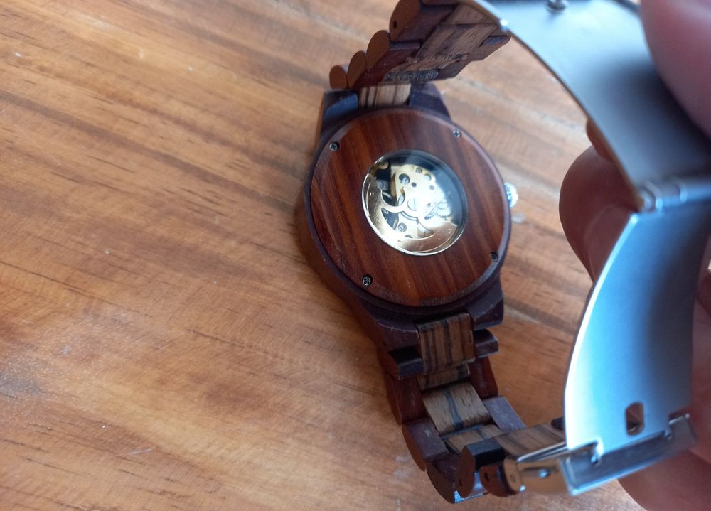 Uhr mit Automatikaufzug aus Holz mit römischen Ziffern (Neu und ...