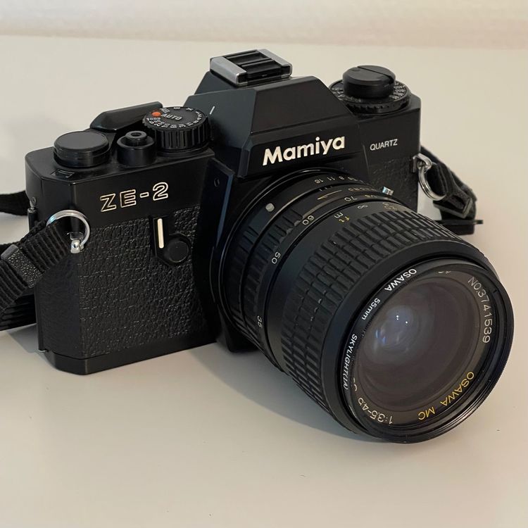 MAMIYA ZE-2 Quartz (DEFEKT) + OSAWA MC 35-70mm f3.5~4.5 (Defekt) in St ...
