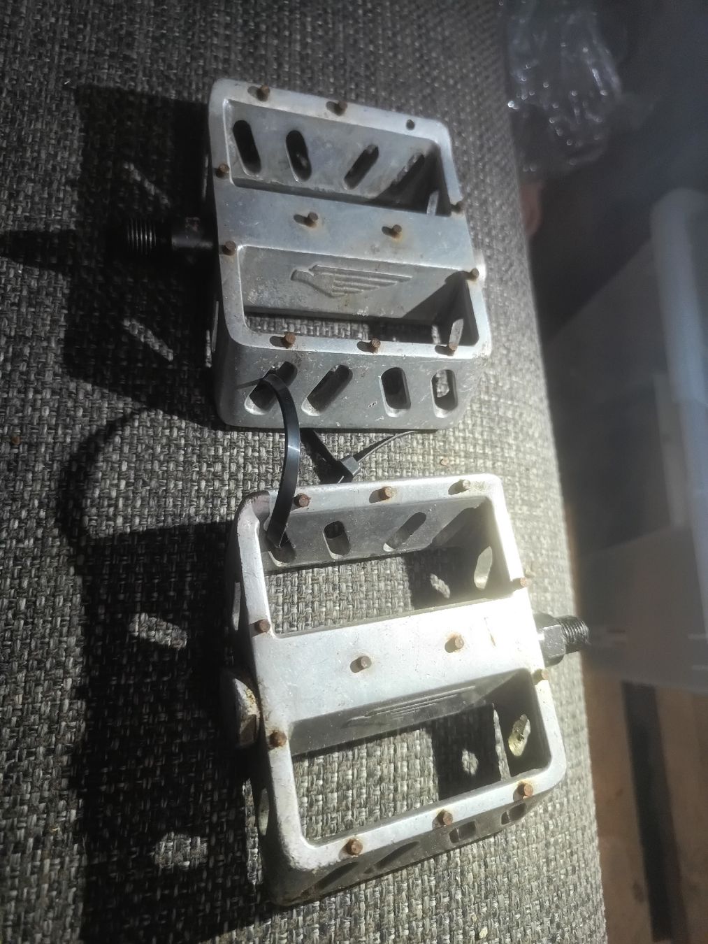 Peregrine Mid school BMX pedals (Gebraucht) in Wädenswil für CHF 125 ...