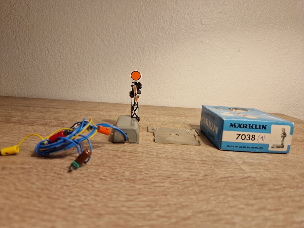 Märklin 7038 Vorsignal H0 (1) (Gebraucht) in St-Aubin-Sauges für CHF 16 ...