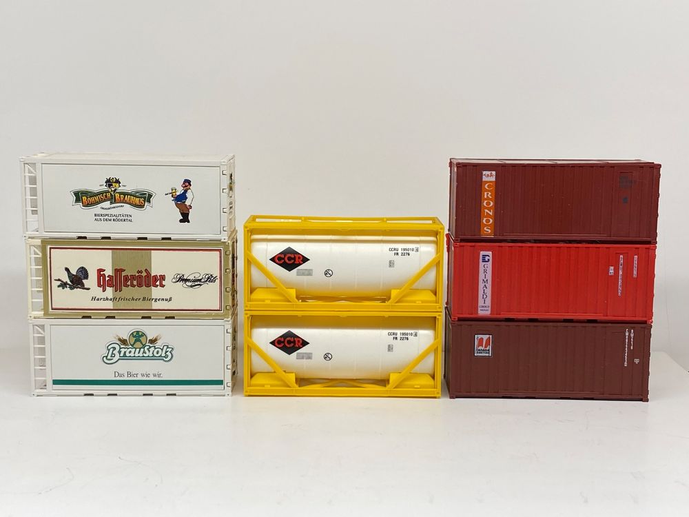 Roco/ALBEDO (H0) 8 verschiedene 20’-Container (Gebraucht) in Zürich für ...