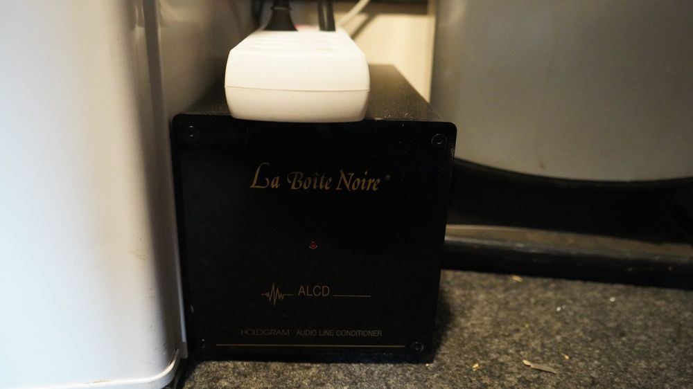 La Boîte Noire Netzfilter high end ALCD (Gebraucht) in Neuchâtel für ...