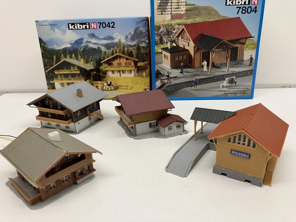 kibri 7804/B7042 N: Güterschuppen Meilen Schweiz - 3 Chalets | Kaufen ...