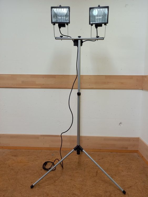 Baustellen Scheinwerfer (Gebraucht) in Geuensee für CHF 23 – nur Abholung auf Ricardo kaufen