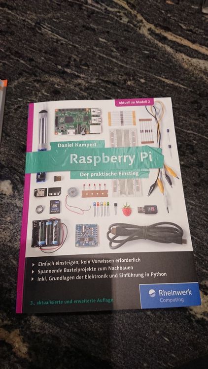 Buch raspberry pi praktische einstieg (Neu (gemäss Beschreibung)) in Grimisuat für CHF 25 – mit ...