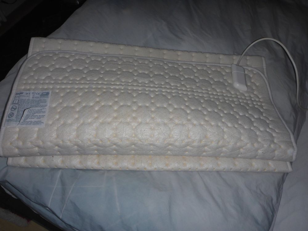 Wärme-Unterbett BEURER UB 75/150x80cm (Neu (gemäss Beschreibung)) in Basel für CHF 30 – mit ...