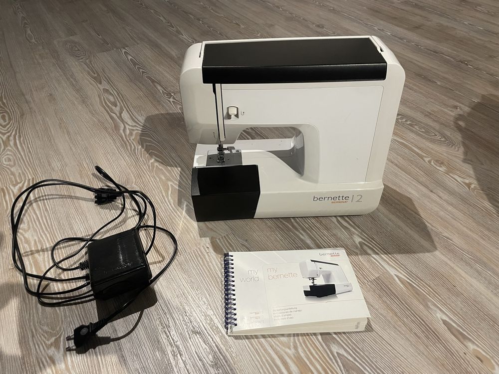 Bernette 12 Nähmaschine - Ideal für Anfänger! Klemmt!! (Defekt) in ...