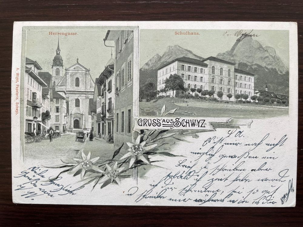 GRUSS AUS SCHWYZ 2 Bild, Herrengasse, Schulhaus, 1908 (Gebraucht) in Wald ZH für CHF 7 – mit ...