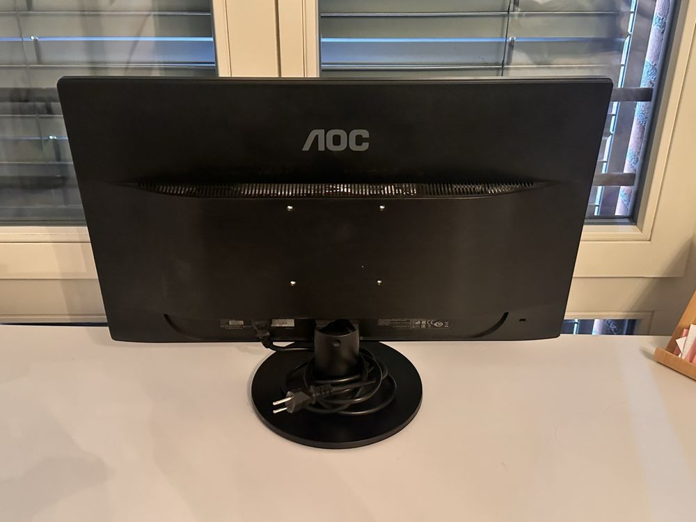 AOC Monitor - Top Zustand - Ideal fürs Büro! (Gebraucht) in Zürich für ...