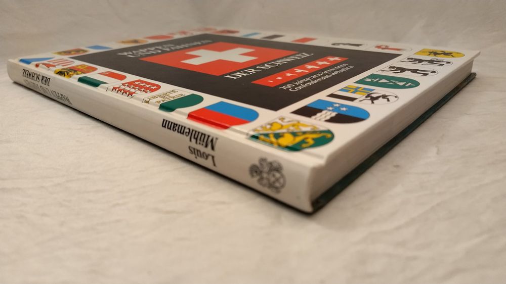 Wappen und Fahnen der Schweiz - 700 Jahre CH / Buch (Gebraucht) in ...