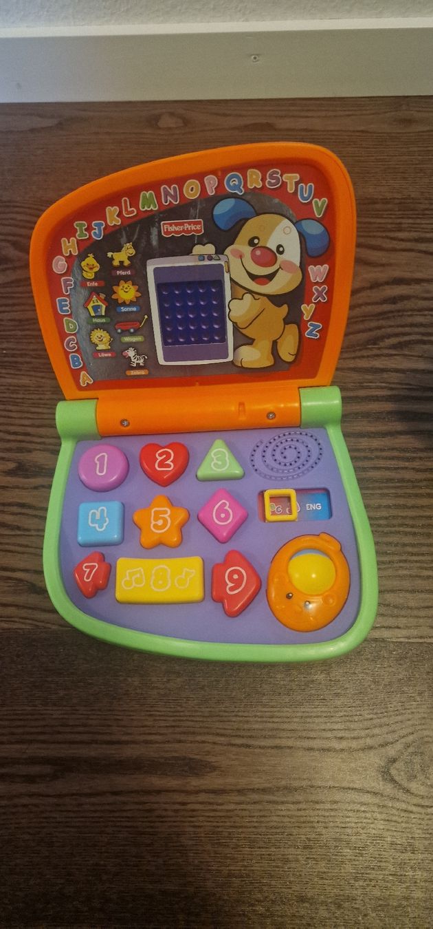 Fisher-Price Laugh & Learn Laptop - Great for toddlers! (Gebraucht) in ...