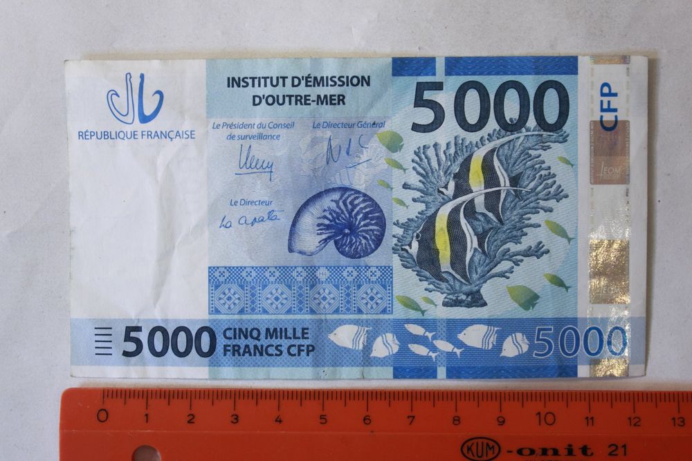 5000 CFP (Gebraucht) in La plaine für CHF 35 – mit Lieferung auf ...