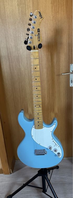 Line 6 Variax 600 Vintage Blue mit (Tremolo). | Kaufen auf Ricardo