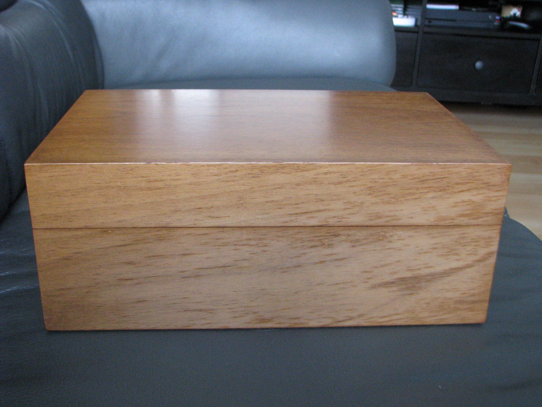 Zino Humidor mit Zino Cutter (Davidoff) (Gebraucht) in Niederbipp für ...