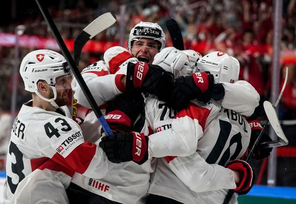 Smile4Kids - CH Eishockey National Team - WM Sponsor Trikot | Kaufen auf Ricardo