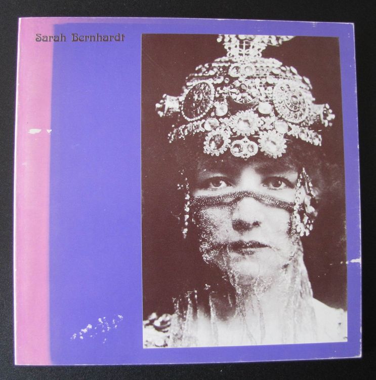 Pierre Cardin présente Sarah Bernhardt.Espace P. Cardin 1976 (Gebraucht) in Genève für CHF 9 ...