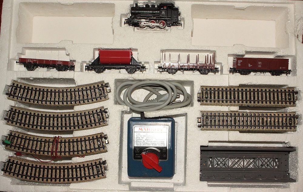 MÄRKLIN Set 2905 / Lok, Wagen, Schienen, Brücke, alter Trafo (Gebraucht ...