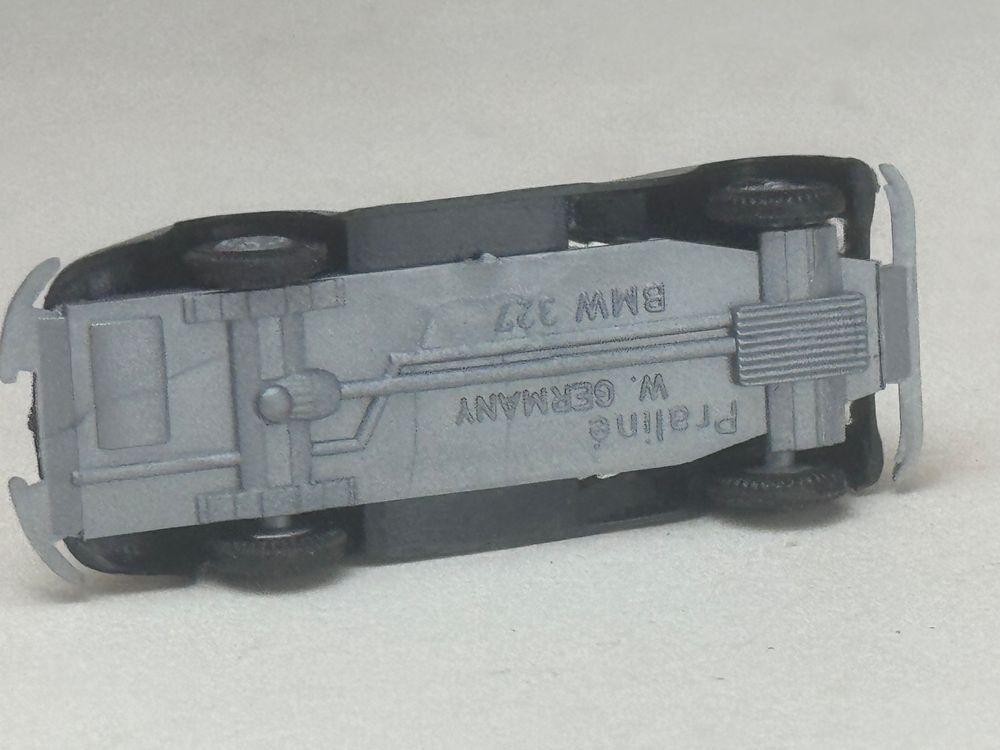 GB1-Praline BMW 327 weiss/schwarz (Gebraucht) in Elm für CHF 5 – mit ...