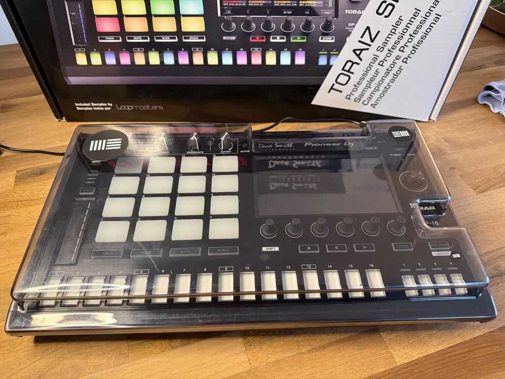 🎛 Pioneer DJ TORAIZ SP-16 – Sampler & Sequencer - OVP (Gebraucht) in ...