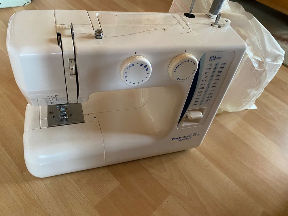 Machine à coudre/Nähmaschine Fust Primotec NM-2025 (dès 1.-) | Kaufen ...