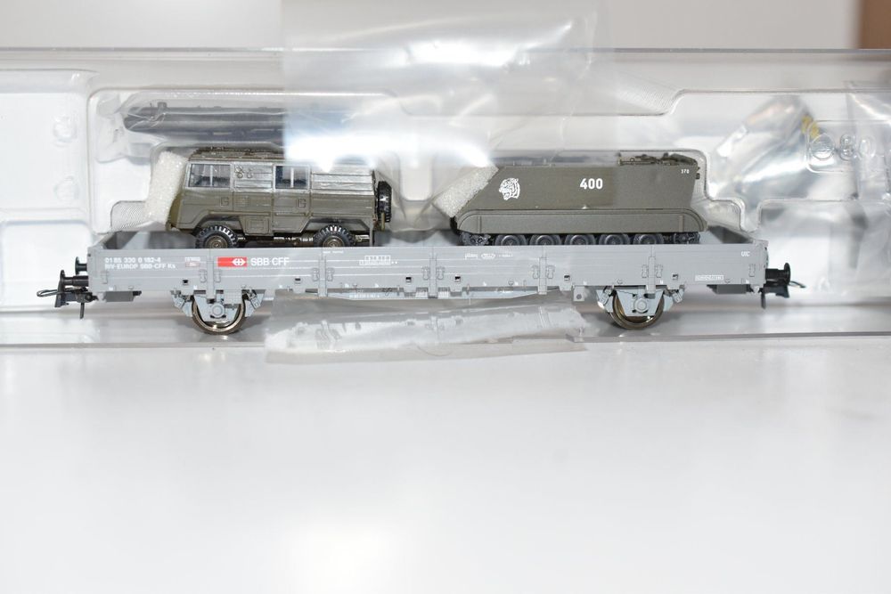 SBB Riv Ks mit Armee Fahrzg Roco HO/DC | Kaufen auf Ricardo