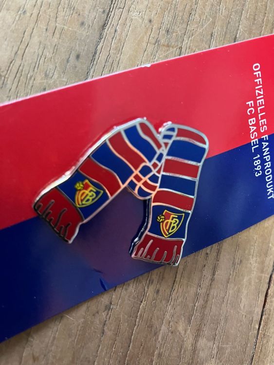 FC BASEL - FCB - PIN FAN-SCHAL - ORIGINAL FAN ARTIKEL IN OVP (Neu ...