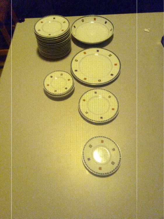 21 Teller aus der Kollektion DOPPIO Porzellan (Gebraucht) in Zürich für ...