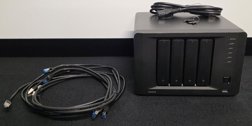 Synology NAS DVA3219 | 4 x 8 TB | 4-Core, 8 GB Ram (Gebraucht) in ...