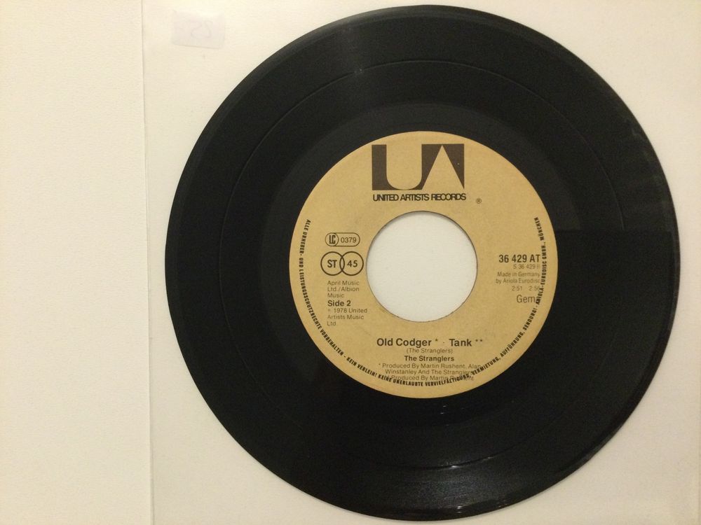 Stranglers Single - Walk On By / Old Codger / Tank | Kaufen auf Ricardo