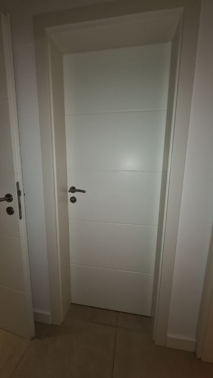 Neu Innen Tür weiss mit Zargen zum Installieren (Neu (gemäss ...