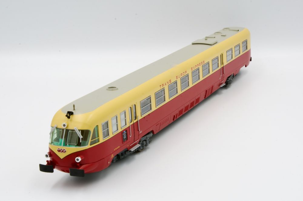 Roco 63117 H0 FS TEE Dieseltriebwagen ALn 442/448 (Gebraucht) in Augst ...