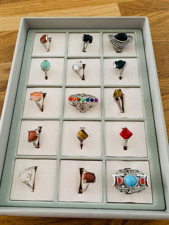 Lot verschiedene Modeschmuck Ringe. Ab 1… Fr . Flohmarkt (Gebraucht) in ...