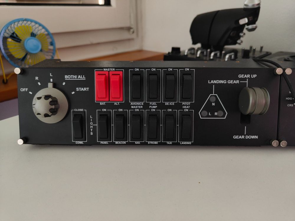 Logitech G Saitek Pro Flight Switch Panel | Kaufen auf Ricardo